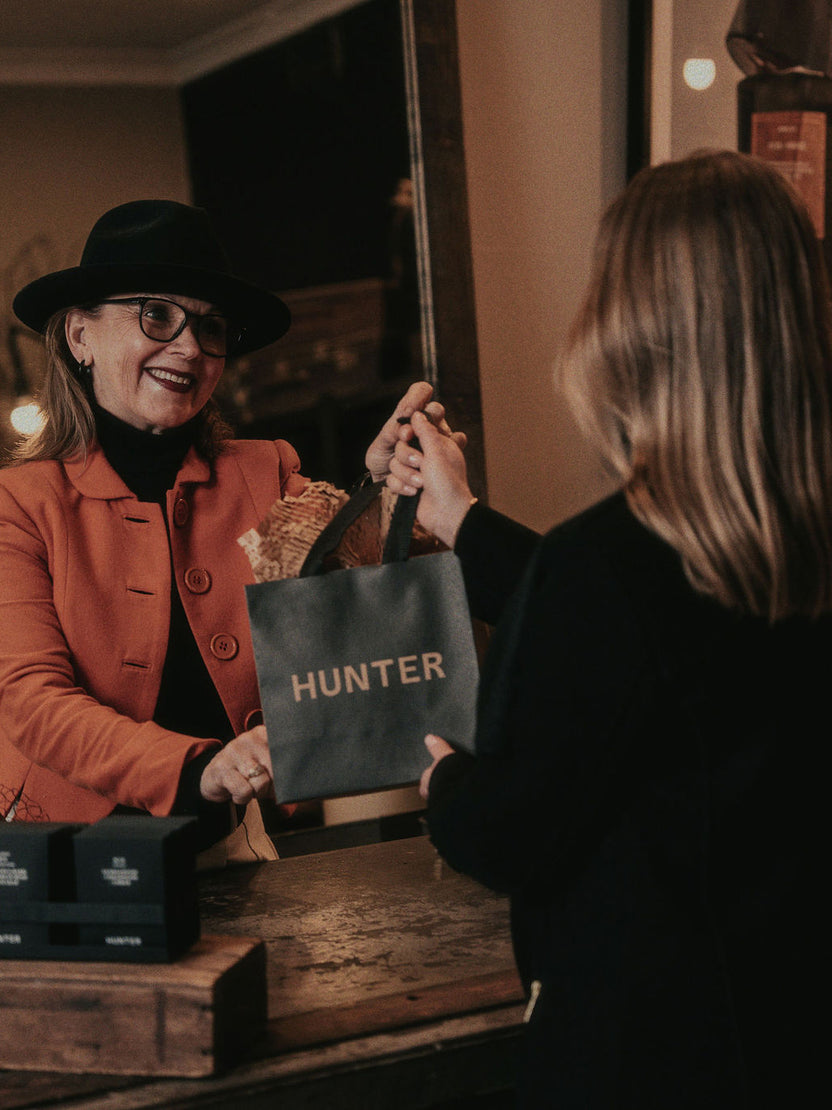 Wholesale Enquiries – Hunter Candles